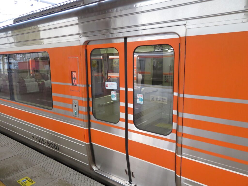 313系8000番台 - meihan-rail.