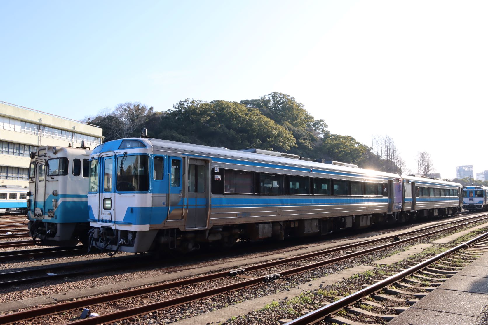 JR四国のキハ185系 - meihan-rail.